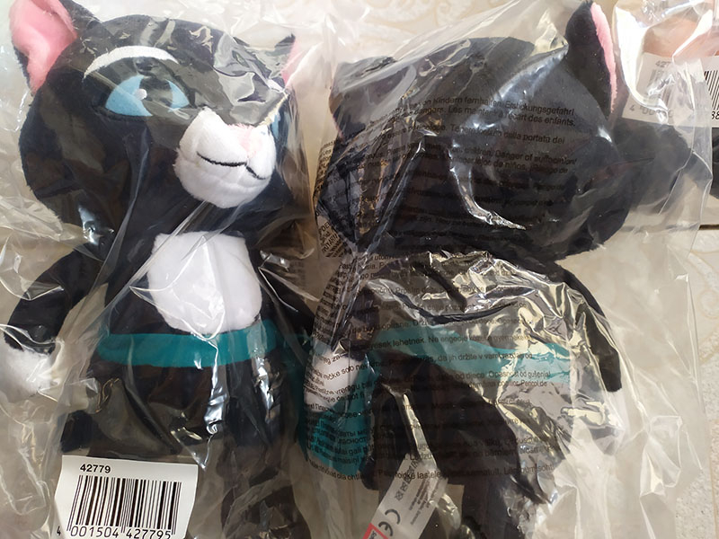 Schmidt Puss in Boots Plush Toy Kitty Softpaws, 25cm